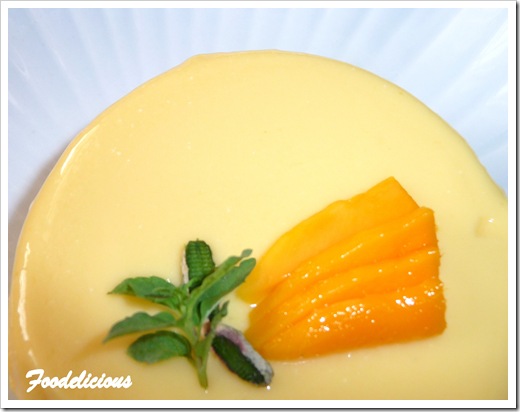 Foodelicious: Mango Panna Cotta an Italian Dessert